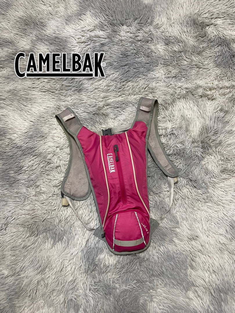 CAMELBAK Dart Hydration Pack, Men's Fashion, Bags, Backpacks on Carousell