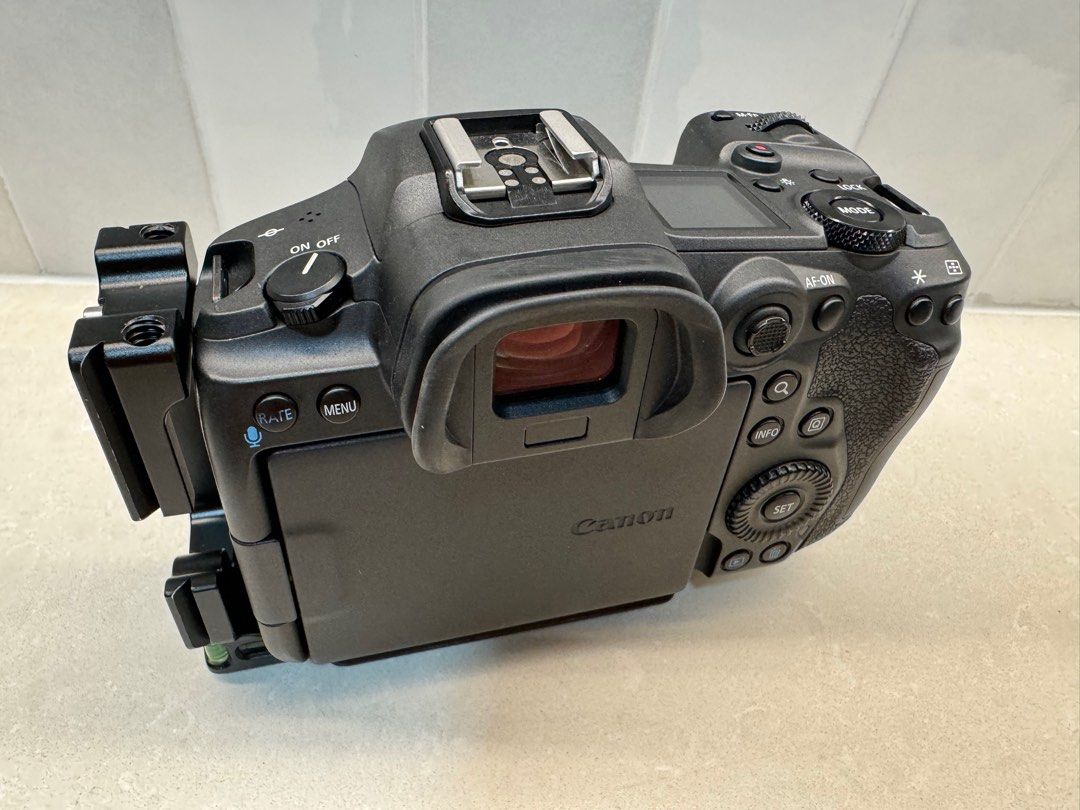 Canon R5 Body, Photography, Cameras on Carousell