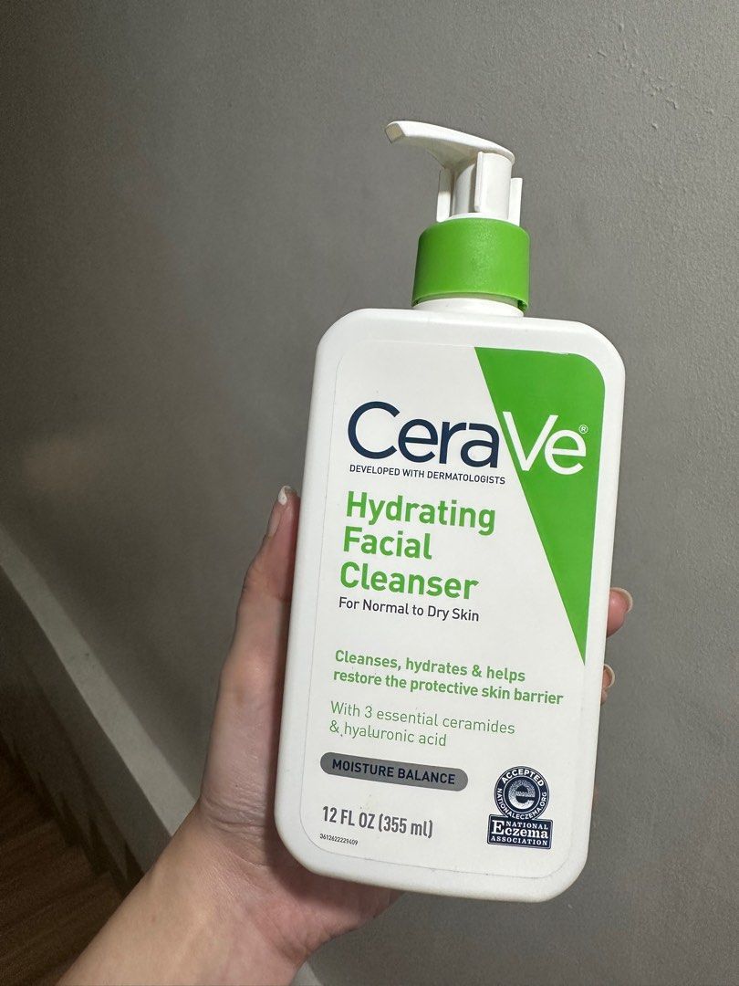 Cerave Hydrating Cleanser, Beauty & Personal Care, Face, Face Care on Carousell