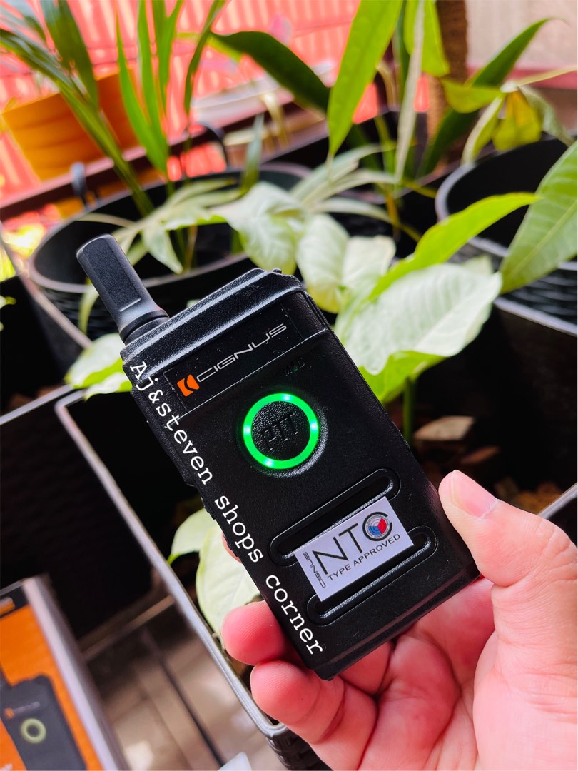 CIGNUS XT1 SUPER THIN AND HANDY WALKIE TALKIE, Mobile Phones & Gadgets ...