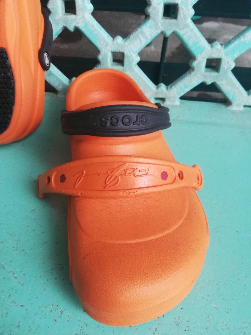 Crocs Mario batali, Men's Fashion, Footwear, Casual Shoes on Carousell