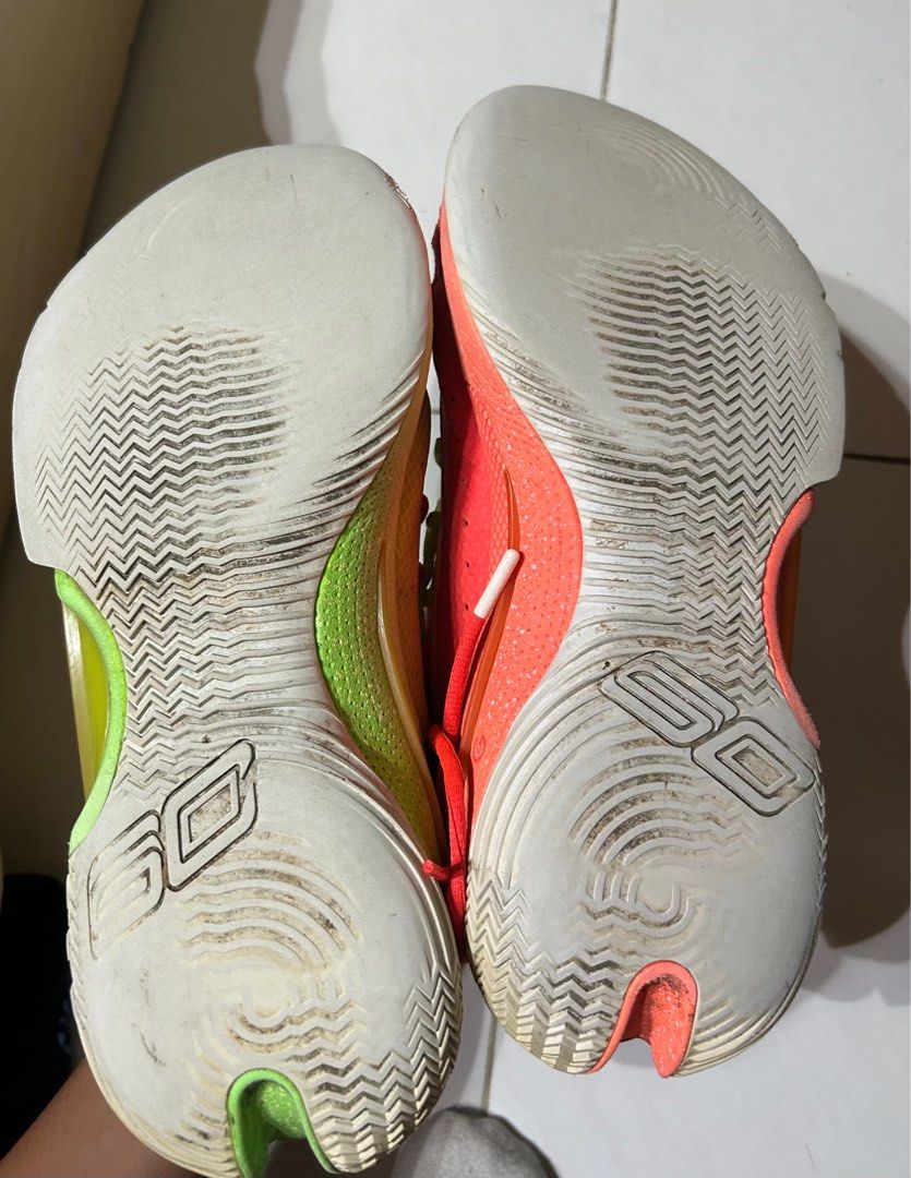 curry 7 sour patch mismatch, Men's Fashion, Footwear, Sneakers on Carousell