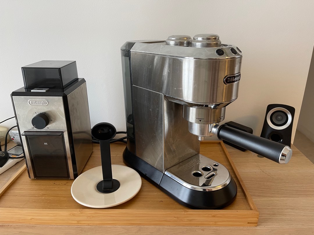 DeLonghi coffee maker and grinder, TV & Home Appliances, Kitchen ...