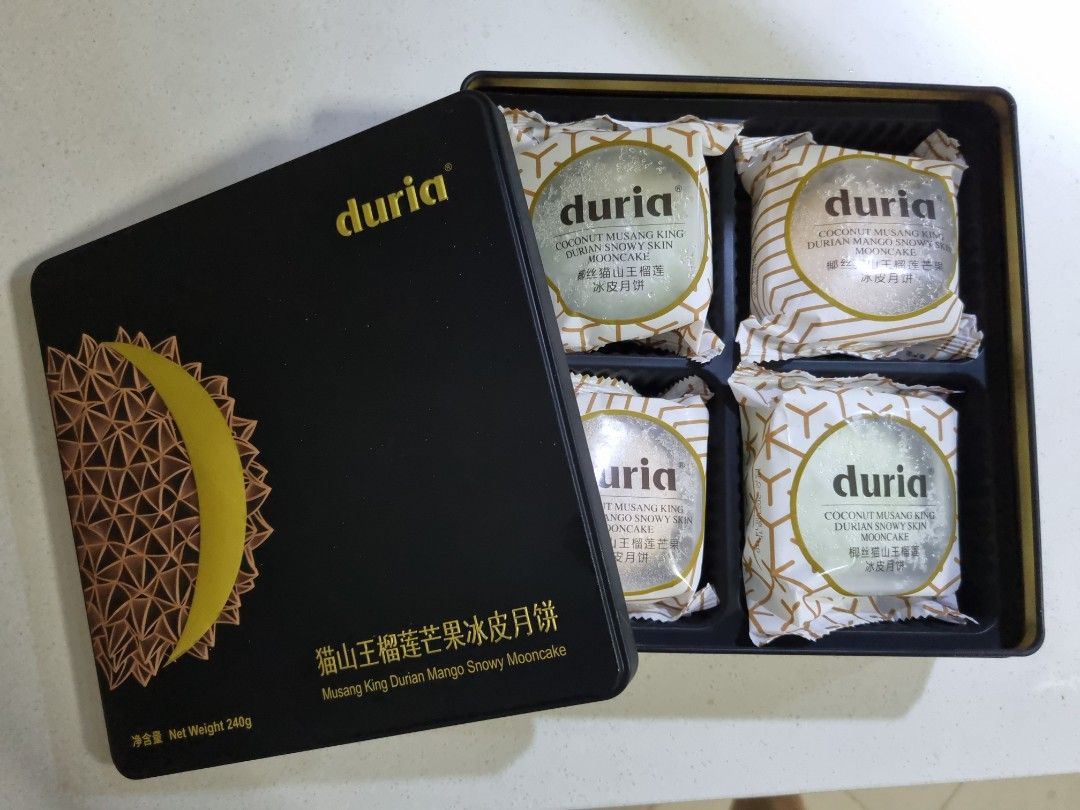 Duria Musang King Durian Snowy Mooncake, Food & Drinks, Homemade Bakes ...