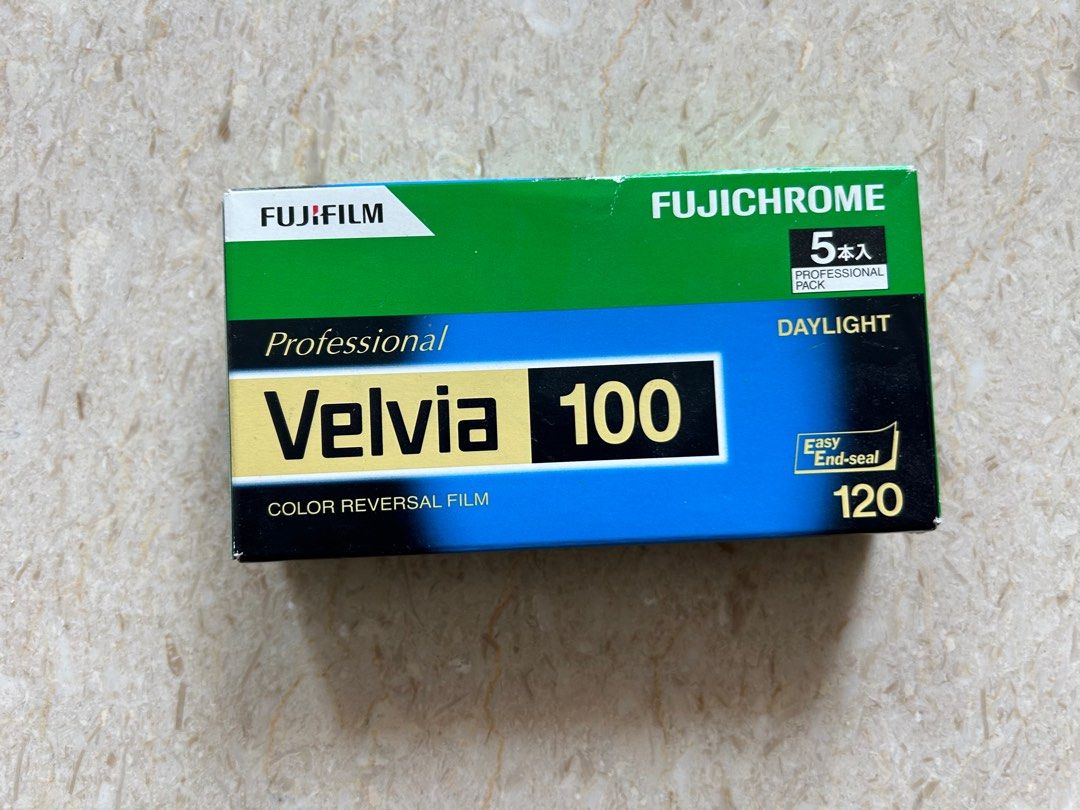 Expired Fujichrome Velvia 100 (1 box of 5 rolls of 120 format ...