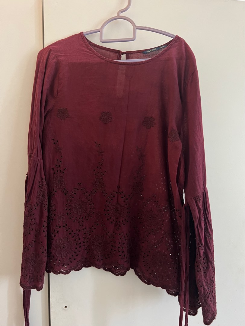 FILANTO BLOUSE, Women's Fashion, Tops, Blouses on Carousell