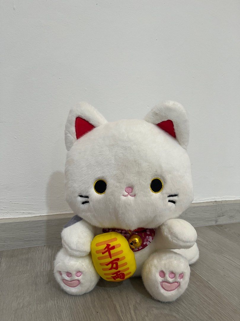 Fortune Cat Plushie (Big), Hobbies & Toys, Toys & Games on Carousell