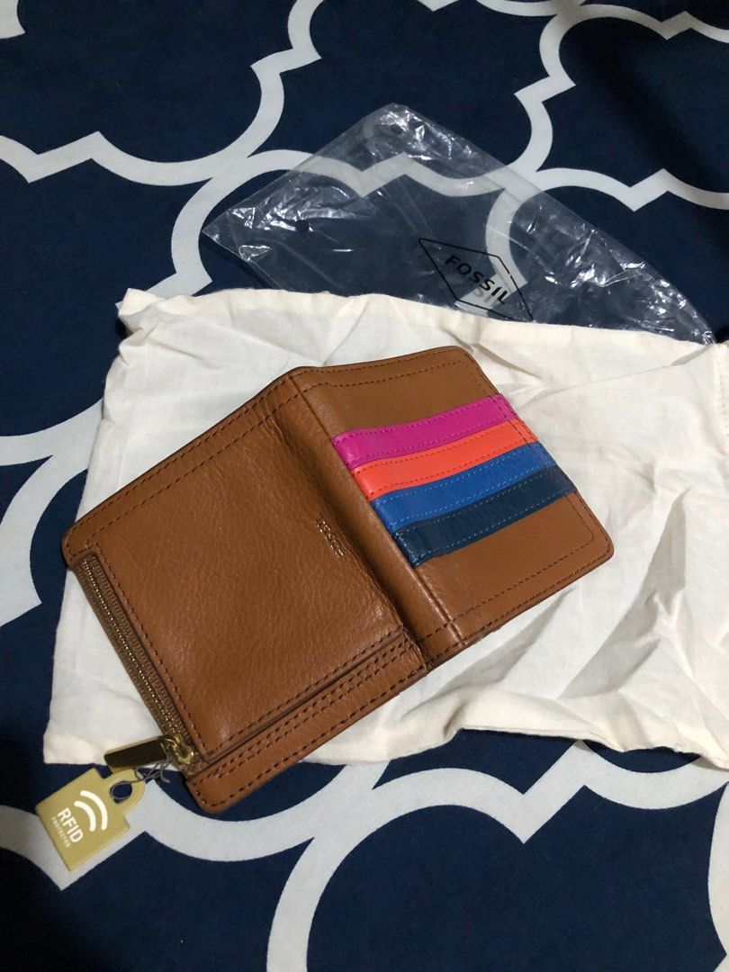 Fossil Bifold Wallet, Women's Fashion, Bags & Wallets, Wallets & Card ...