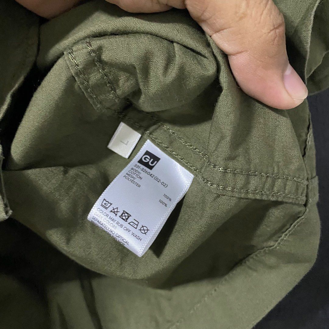 GU UTILITY CARGO POLO, Men's Fashion, Activewear on Carousell