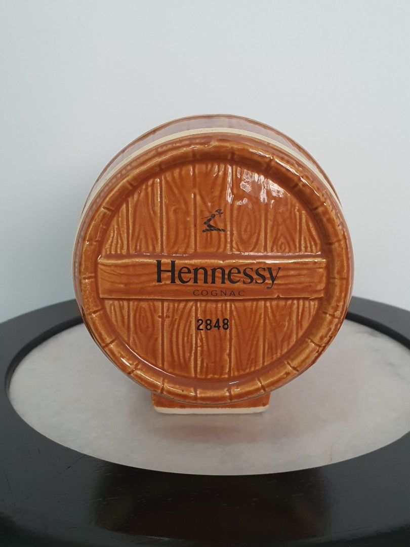 Hennessy Cognac Barrel Porcelain Coin Bank, Hobbies & Toys, Memorabilia ...