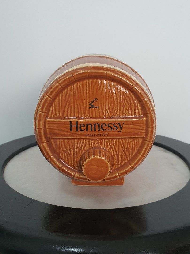 Hennessy Cognac Barrel Porcelain Coin Bank, Hobbies & Toys, Memorabilia ...