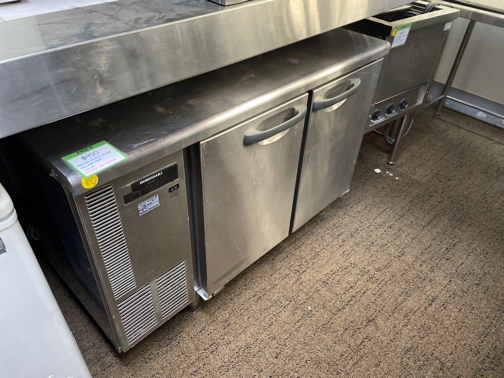 Hoshizaki 2 door counter chiller / commercial counter chiller, TV ...
