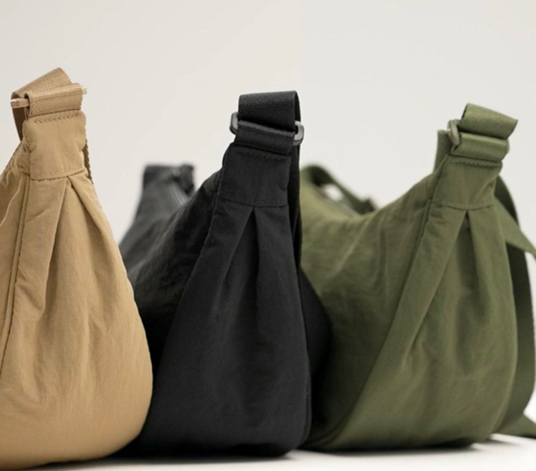 [HTB] Uniqlo Japan Round Mini Shoulder Bag, Women's Fashion, Bags ...
