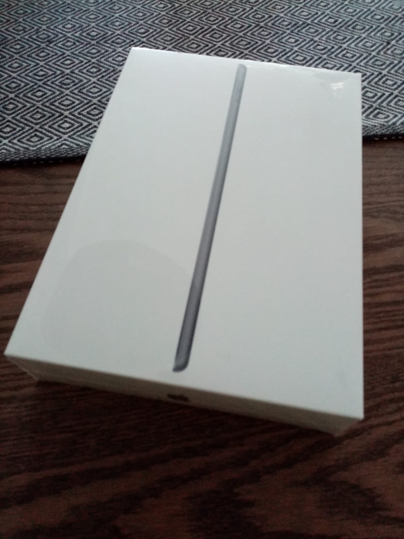 Brand New iPad Gen 9, Mobile Phones & Gadgets, Tablets, iPad on Carousell