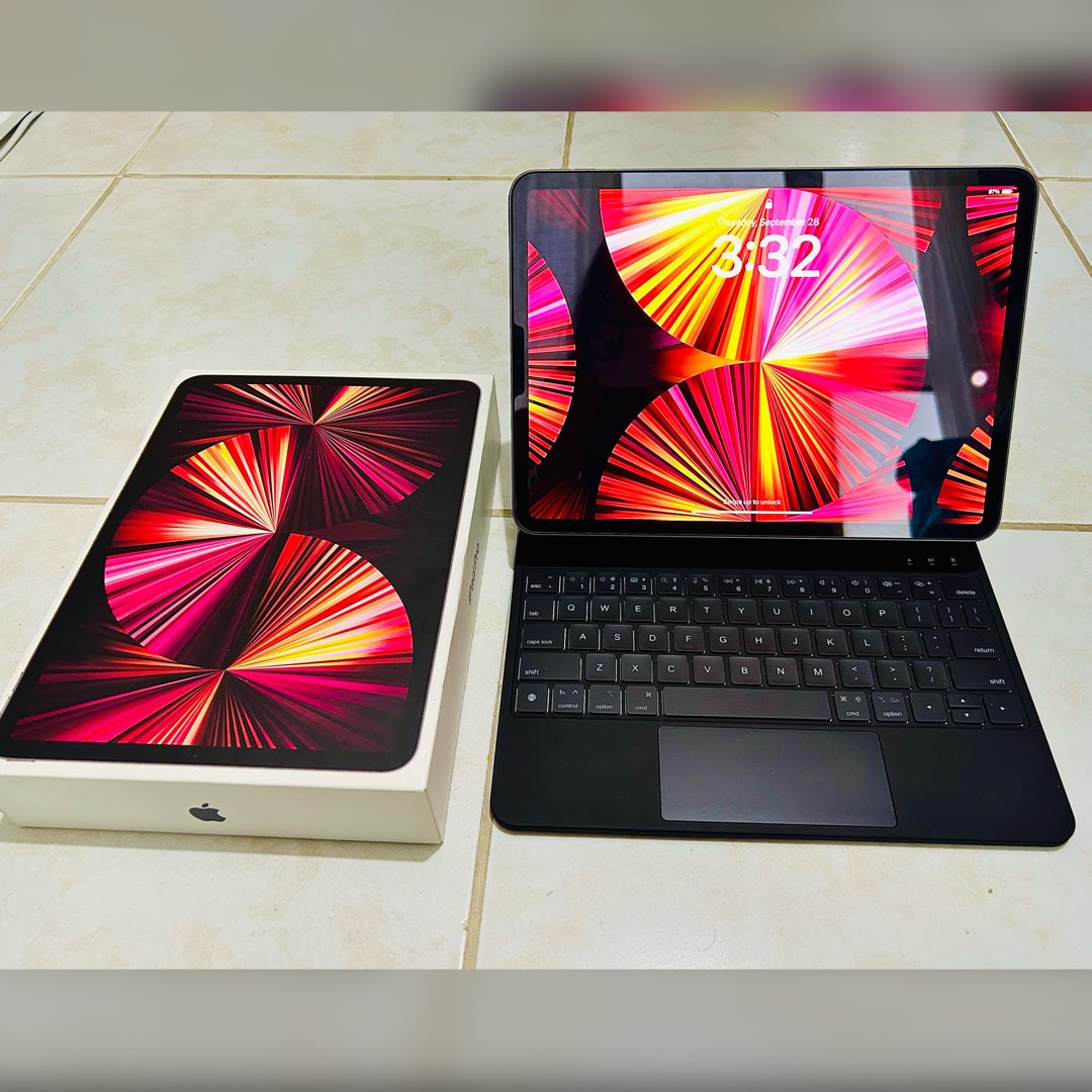 IPad Pro 11 Inc. 3rd Generation with magic keyboard ALL COMPLETE ...