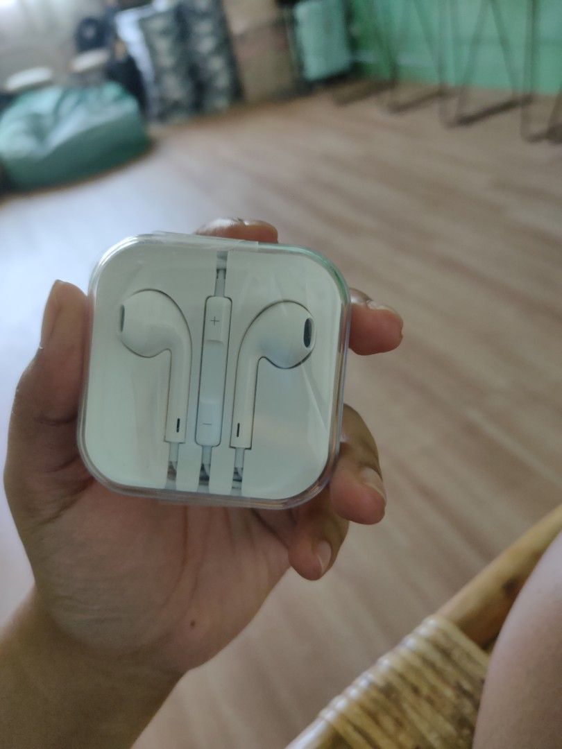 Iphone earpods (Original), Mobile Phones & Gadgets, Mobile & Gadget ...