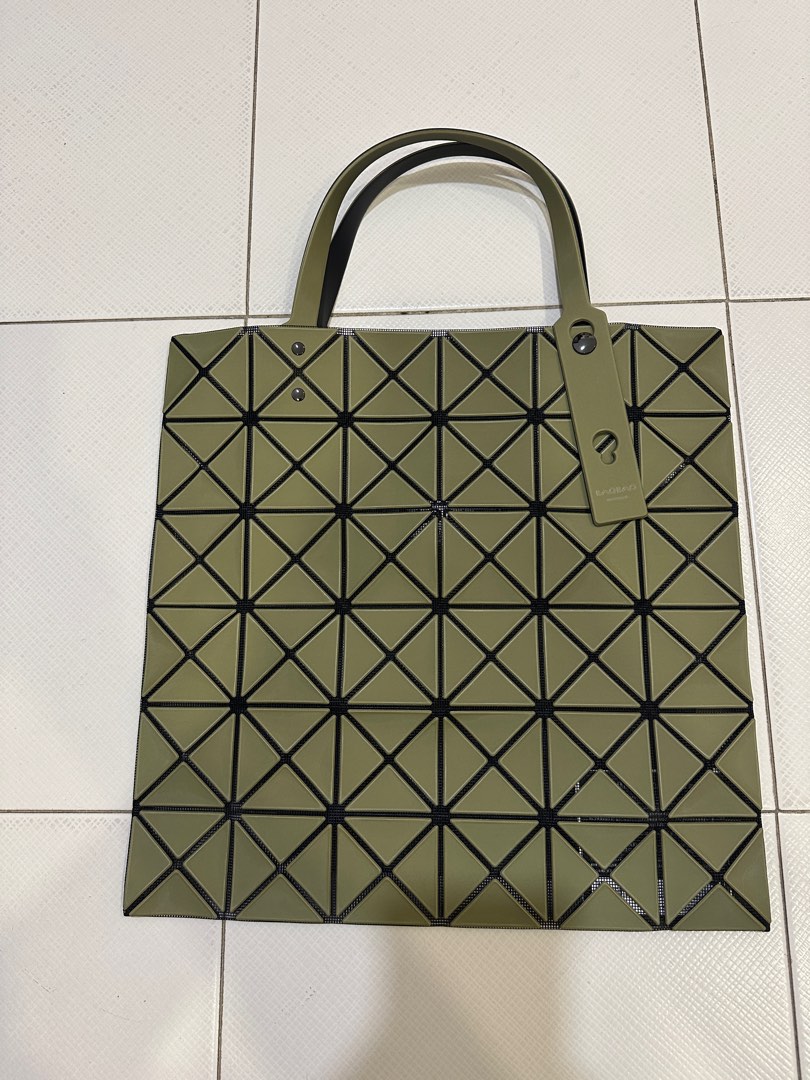 Issey Miyake Limited Edition Tote Bag, Luxury, Bags & Wallets on Carousell