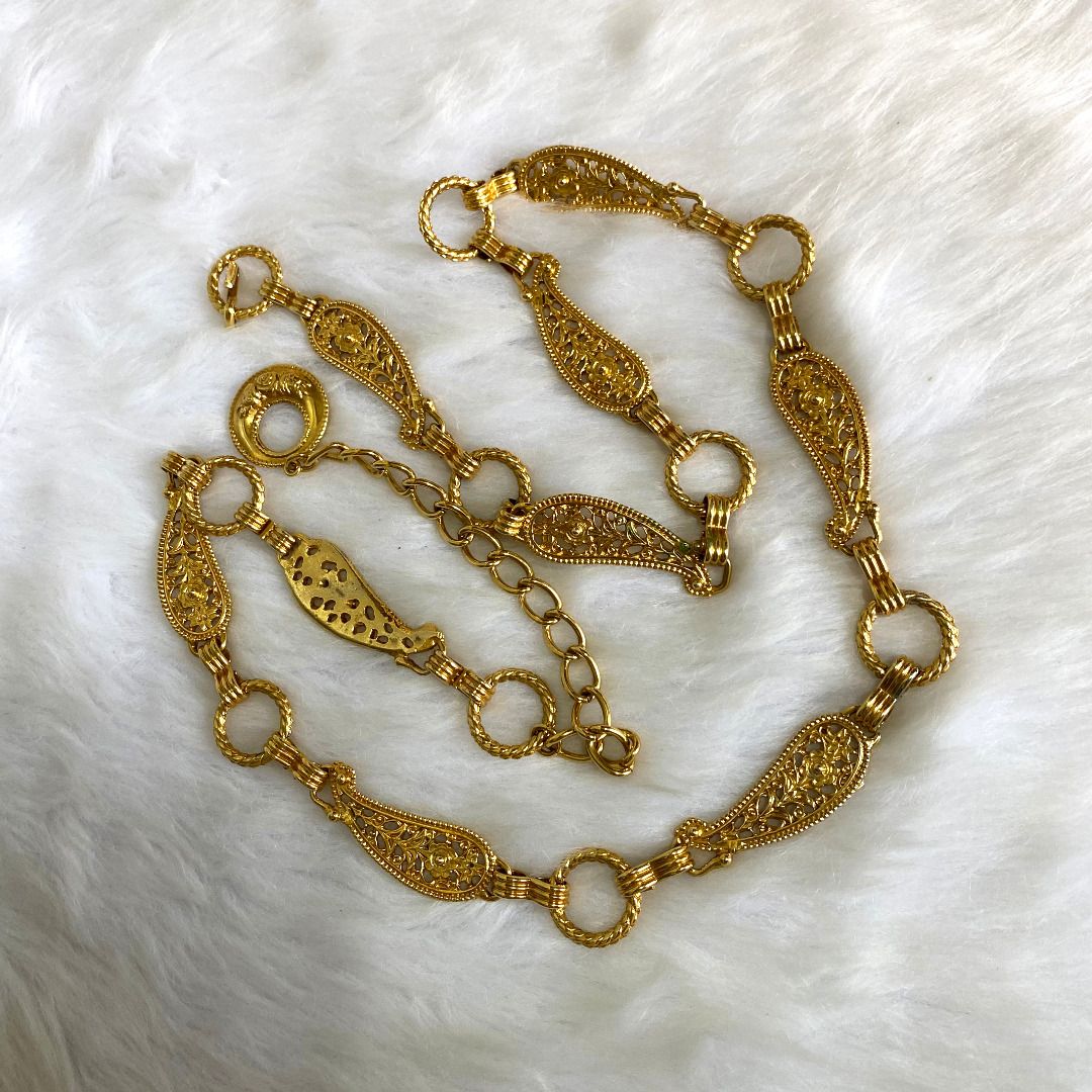 Japan Vintage Gold Tone Paisley Filigree Belt, Women's Fashion, Watches ...