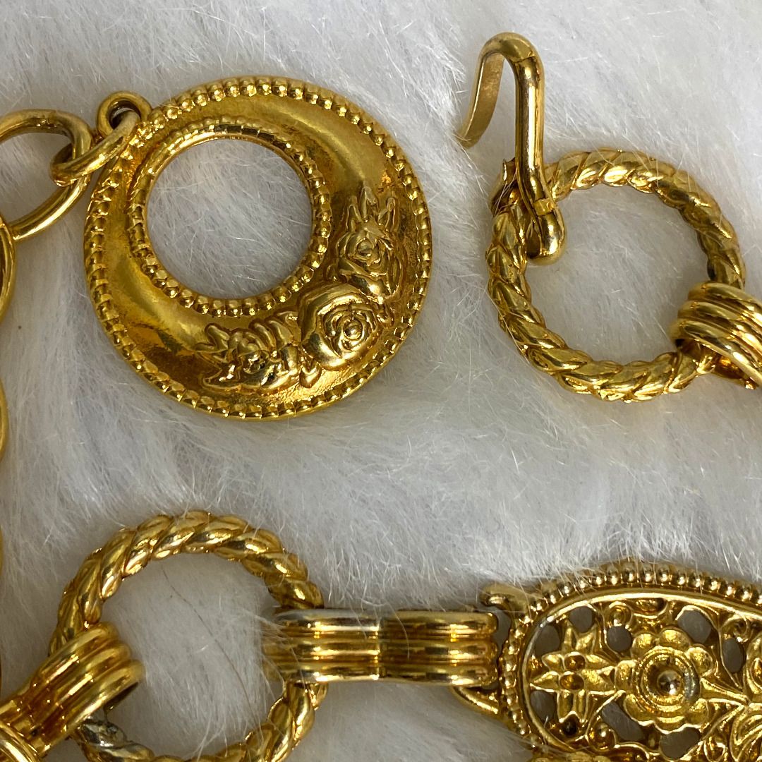 Japan Vintage Gold Tone Paisley Filigree Belt, Women's Fashion, Watches ...