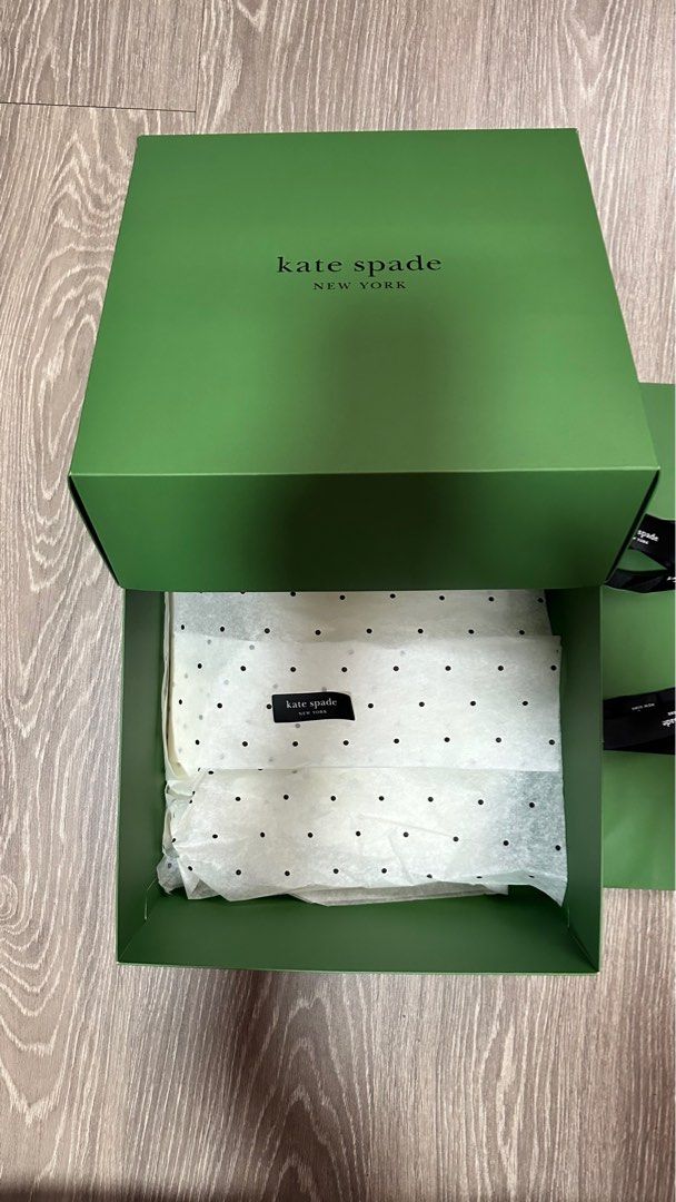Kate Spade Paper Bag & Box Set, Women's Fashion, Bags & Wallets ...