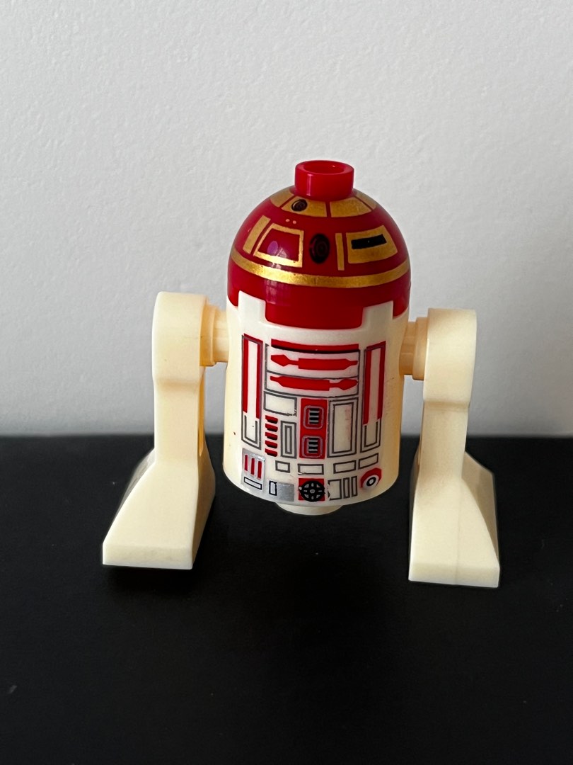 LEGO STAR WARS R4-P22 Minifigure ASTROMECH DROID, Hobbies & Toys, Toys ...