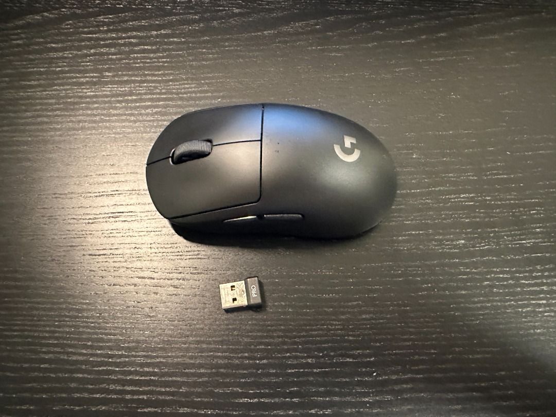 LOGITECH 羅技 G PRO WIRELESS GPW 狗屁王 無線電競滑鼠, 電腦＆科技, 電腦周邊及配件, 電腦滑鼠及相關產品 - Carousell
