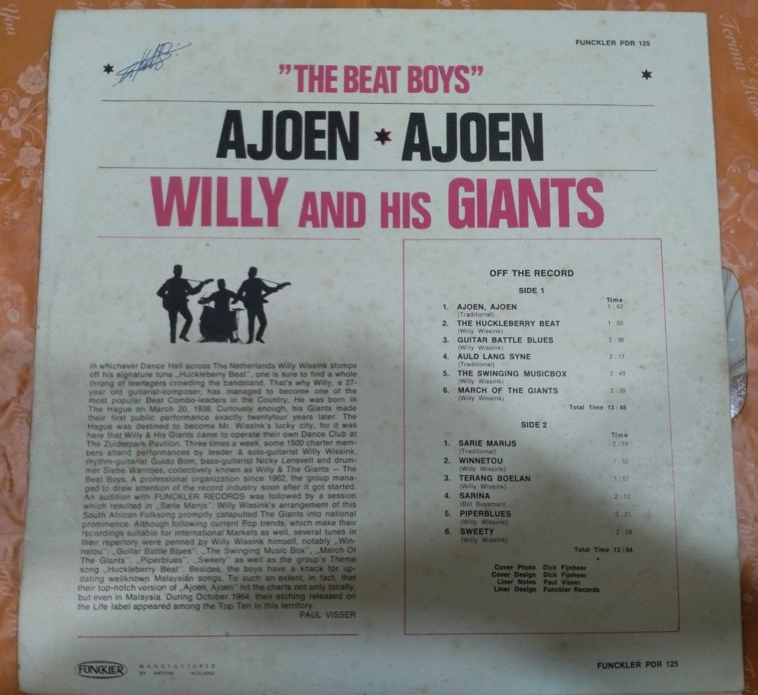 LP PIRING HITAM WILLY & HIS GIANTS, Hobbies & Toys, Music & Media ...