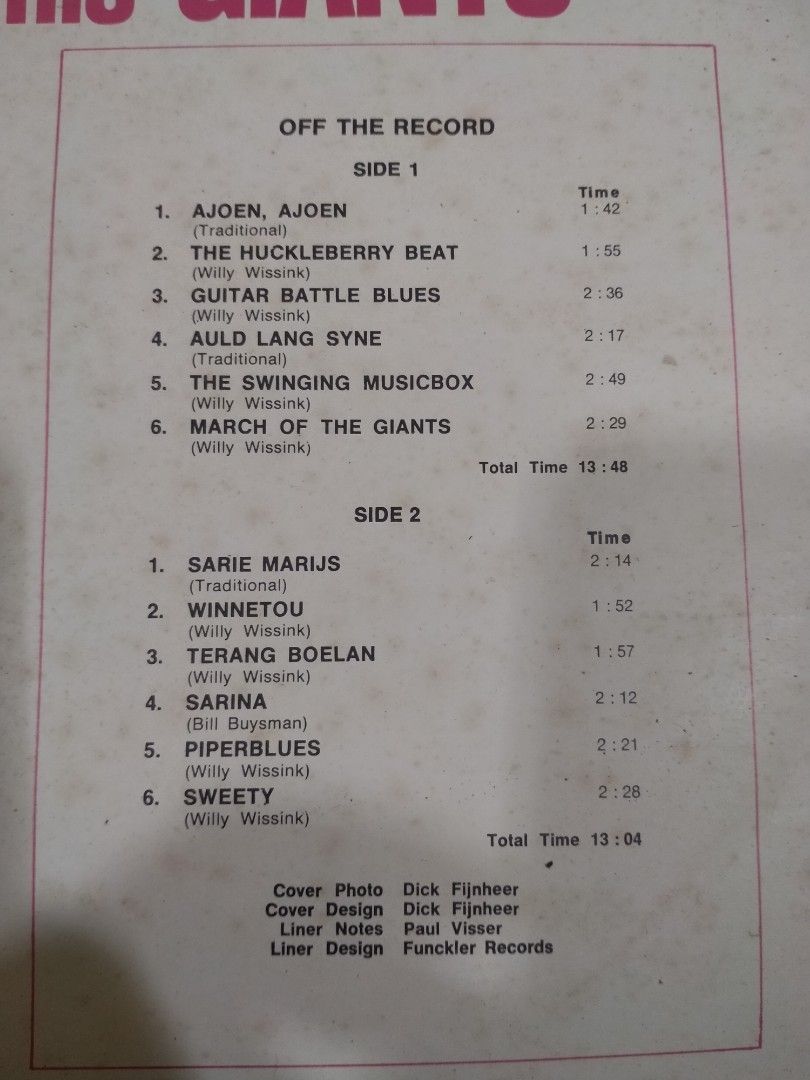 LP PIRING HITAM WILLY & HIS GIANTS, Hobbies & Toys, Music & Media ...