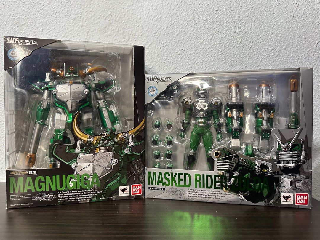 Kamen Rider Ryuki: Kamen Rider/Masked Rider Zolda & Magnugiga SH ...