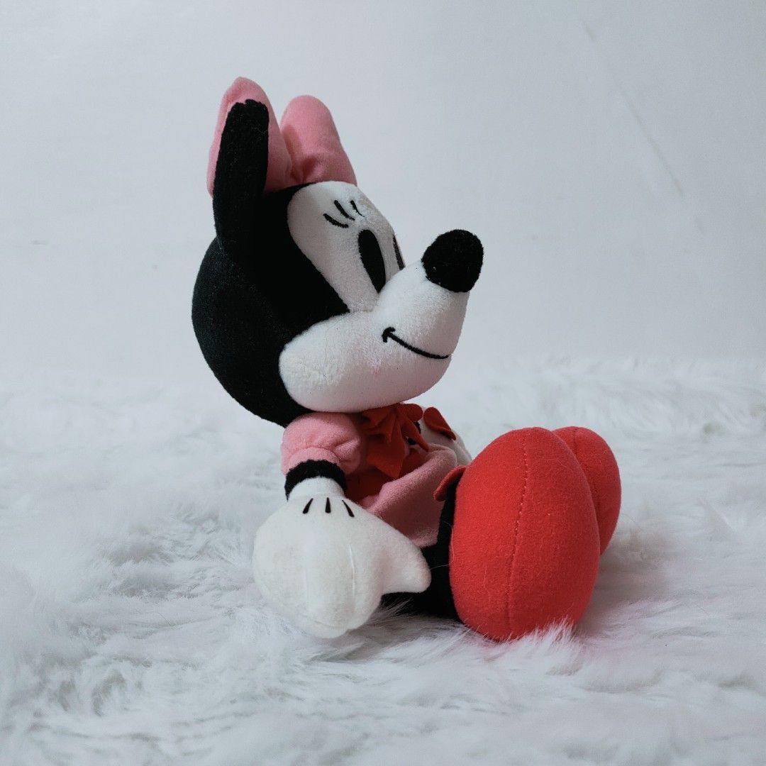 Minnie Mouse Pink Blush Small Stuffed Toy (Japan), Hobbies & Toys, Toys ...