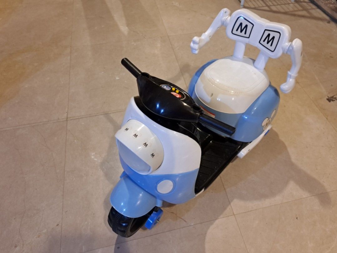 Motor aki mini vespa mickey mouse BRLT3-AT-3550, Toys & Collectibles ...