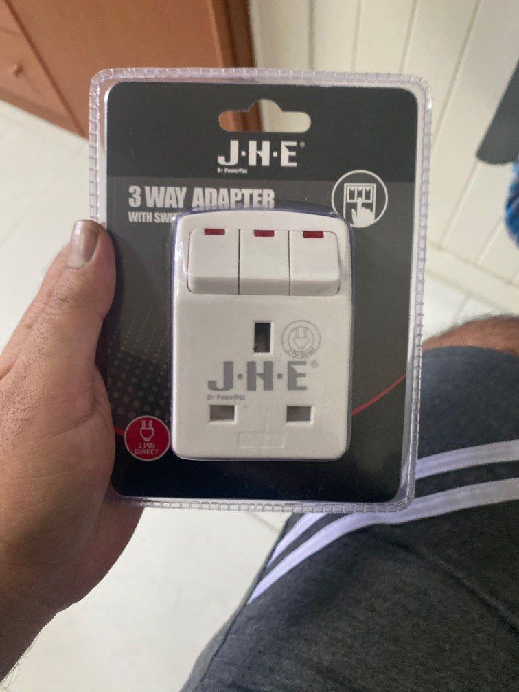 Multi plug socket with separate control switches, Announcements on ...