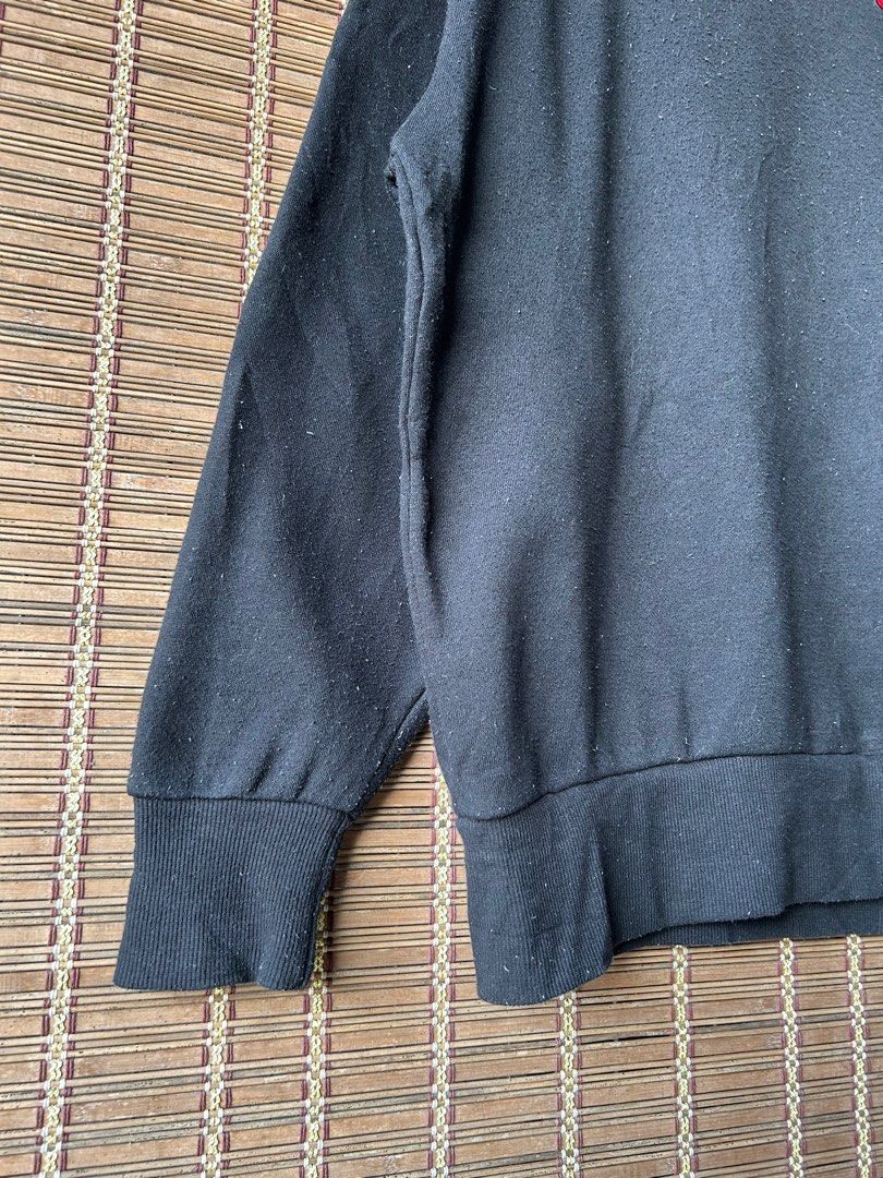 Nickelodeon Garfield Sweatshirt, Men's Fashion, Tops & Sets, Hoodies on ...