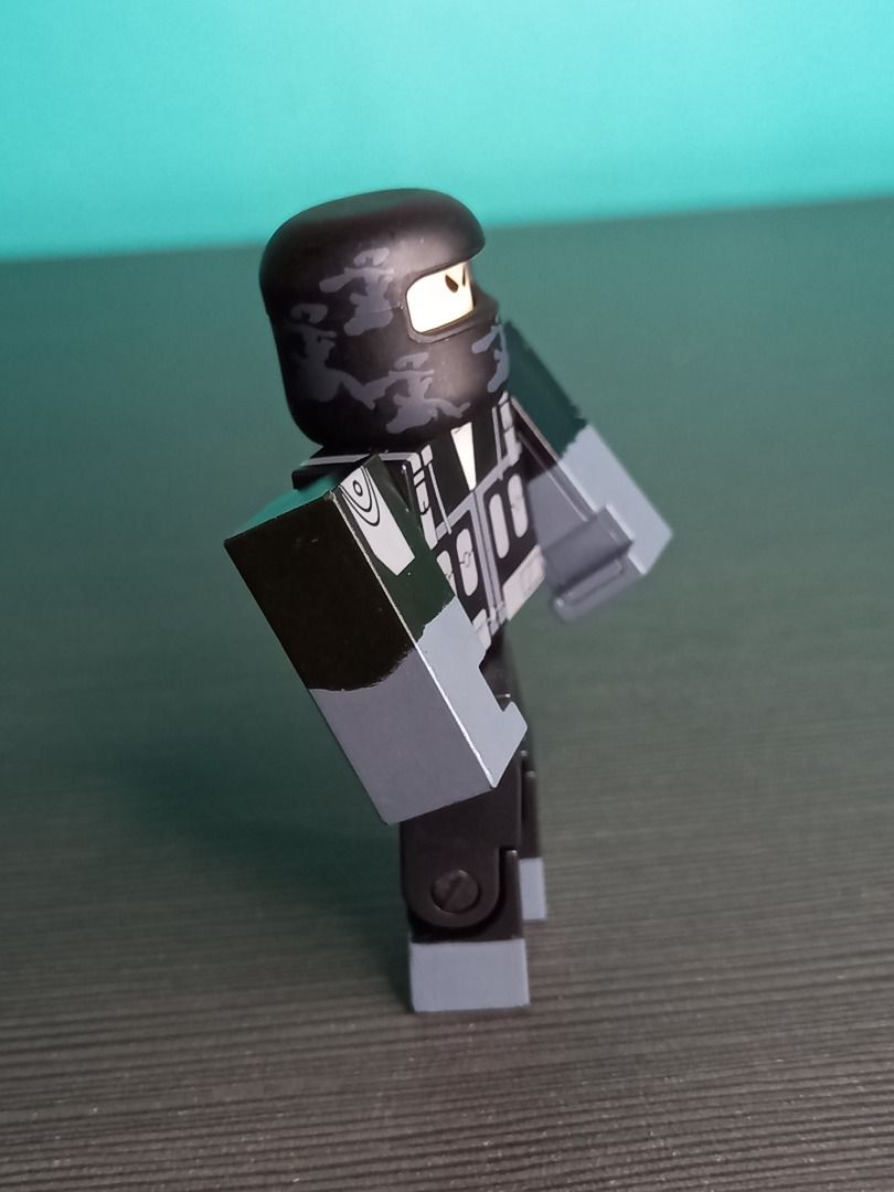 "Ninja" Roblox Figure 2.5", Hobbies & Toys, Toys & Games on Carousell