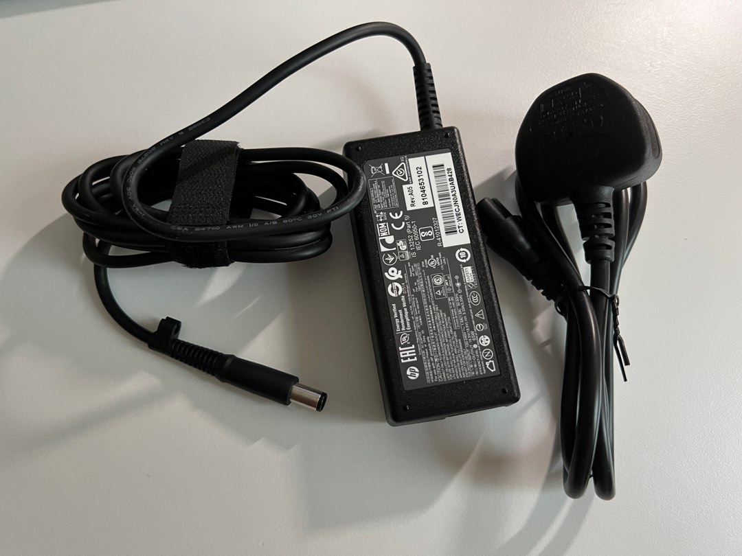 Original HP 65W Laptop Charger, Computers & Tech, Parts & Accessories ...
