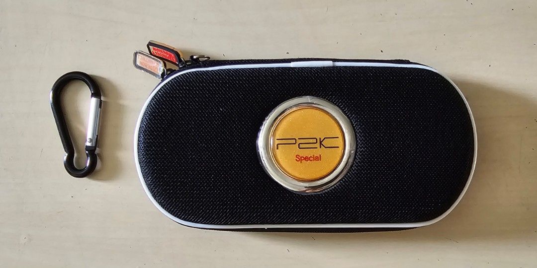 PSP Game Storage Pouch, Hobbies & Toys, Toys & Games on Carousell