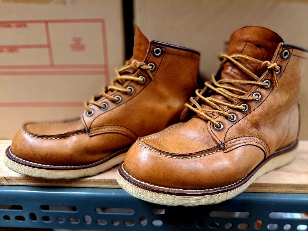 Red Wing US9E, Men's Fashion, Footwear, Boots on Carousell