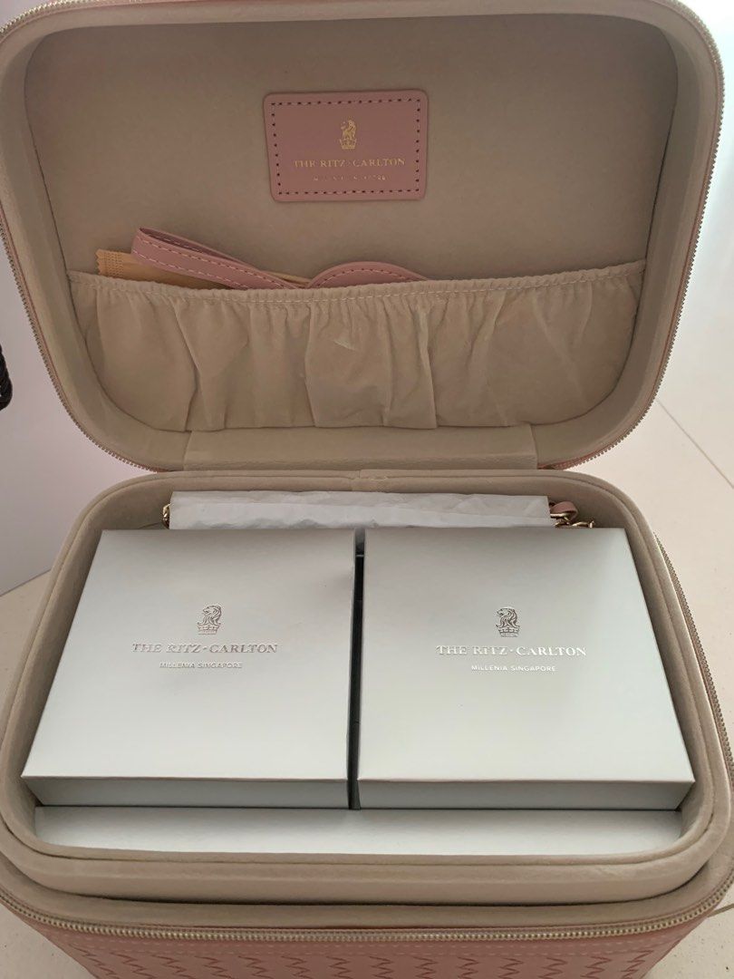 Ritz-Carlton Mooncake Gift Set, Food & Drinks, Gift Baskets & Hampers ...