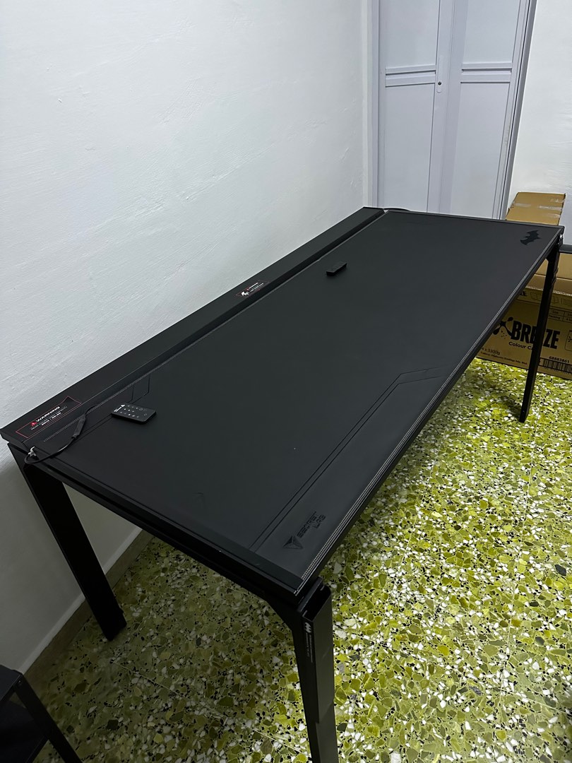 Secret Lab Magnus Desk Dark Knight edition., Furniture & Home Living ...