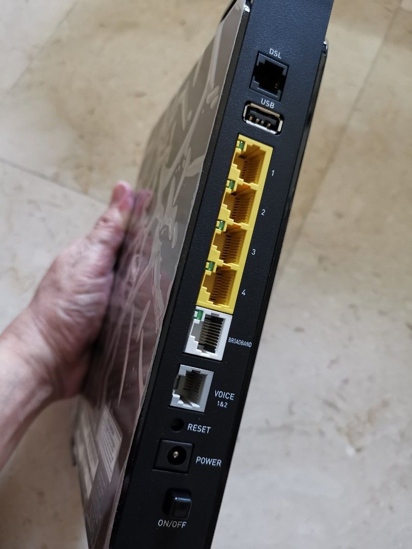 Singtel Wireless Router - Pace A5520N, Computers & Tech, Parts ...