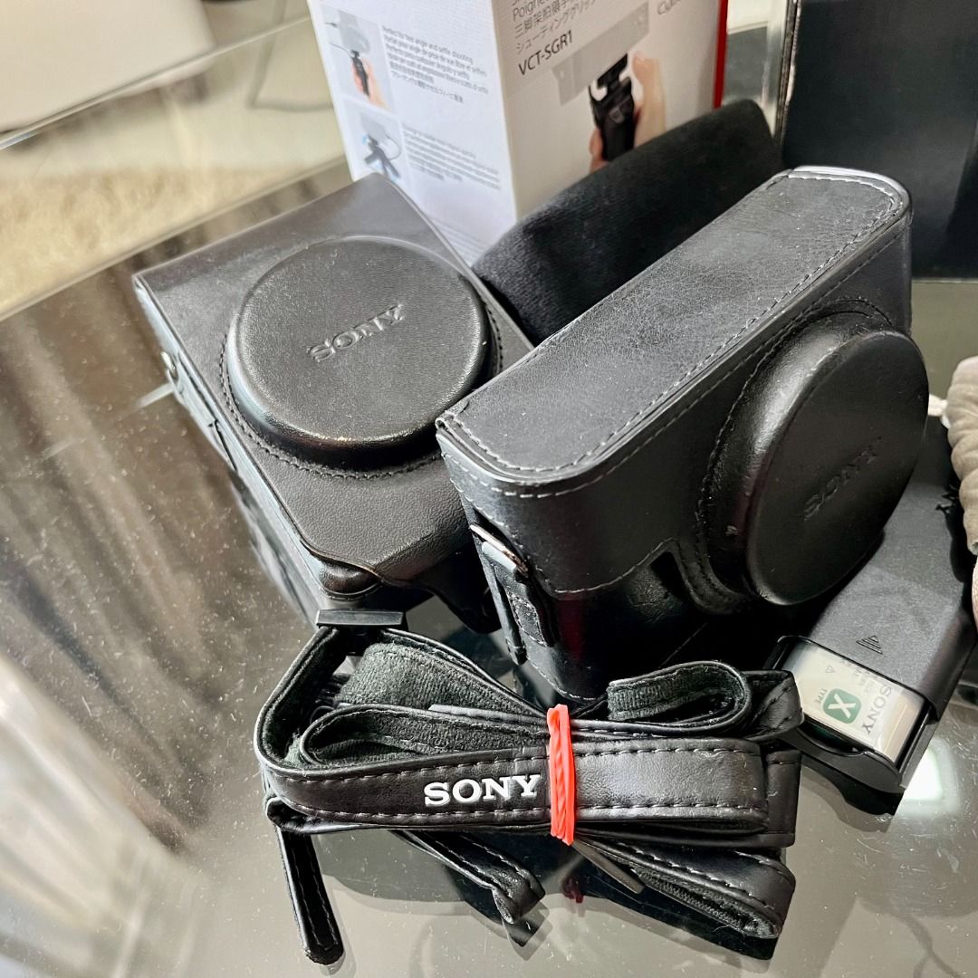 Sony RX100 IV Bundle, Photography, Cameras on Carousell