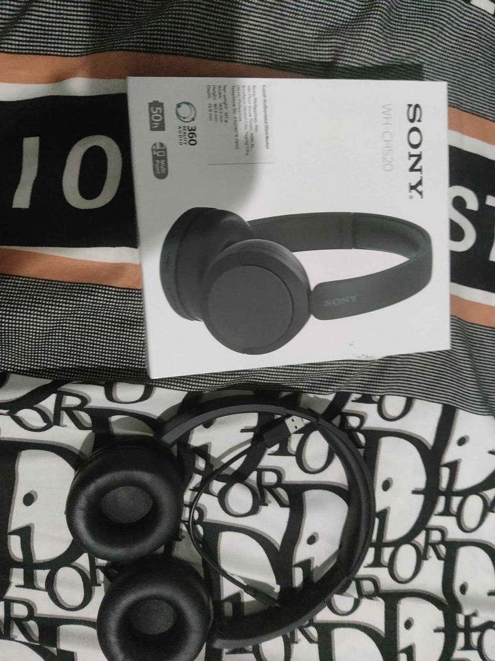 Sony WH-CH520 Wireless stereo Headset, Audio, Headphones & Headsets on Carousell
