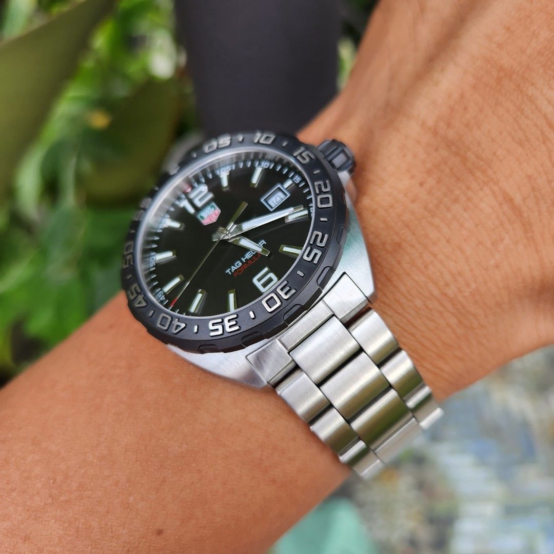 Tag Heuer F1 Black Dial, Men's Fashion, Watches & Accessories, Watches ...