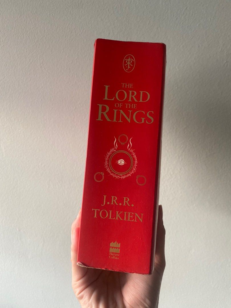 The Lord of the Rings Red cover, Hobbies & Toys, Books & Magazines ...