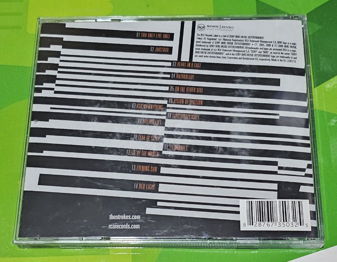 The Strokes - First Impressions of Earth - CD Mint, Hobbies & Toys ...