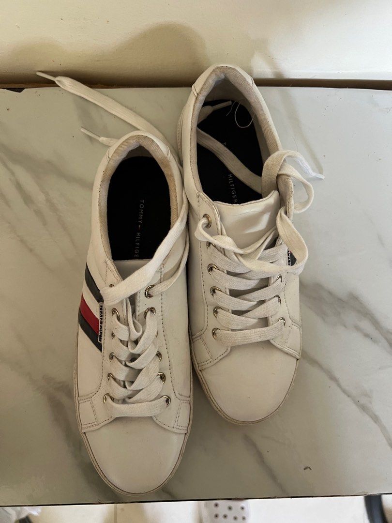Authentic Tommy hilfiger white shoes, Men's Fashion, Footwear, Sneakers ...
