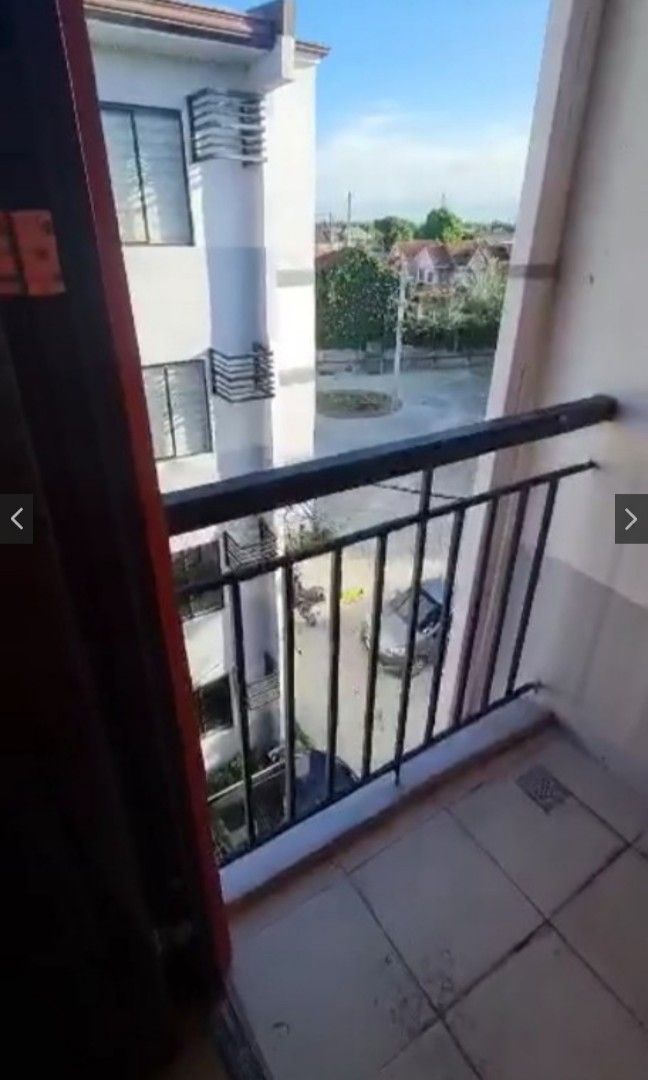 URBAN DECA HOMES HAMPTON IMUS, CAVITE Midrise Residential Building ...