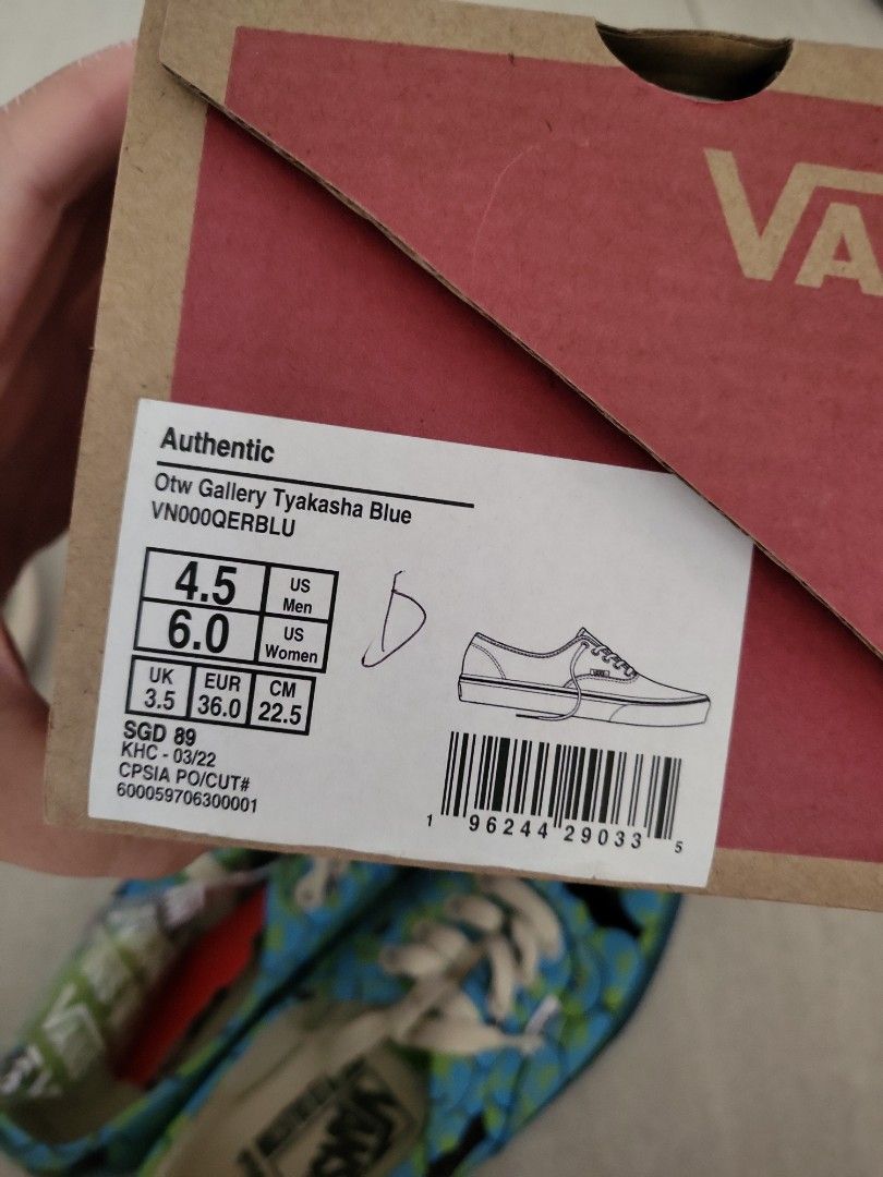 Vans smiley earth, Women's Fashion, Footwear, Sneakers on Carousell