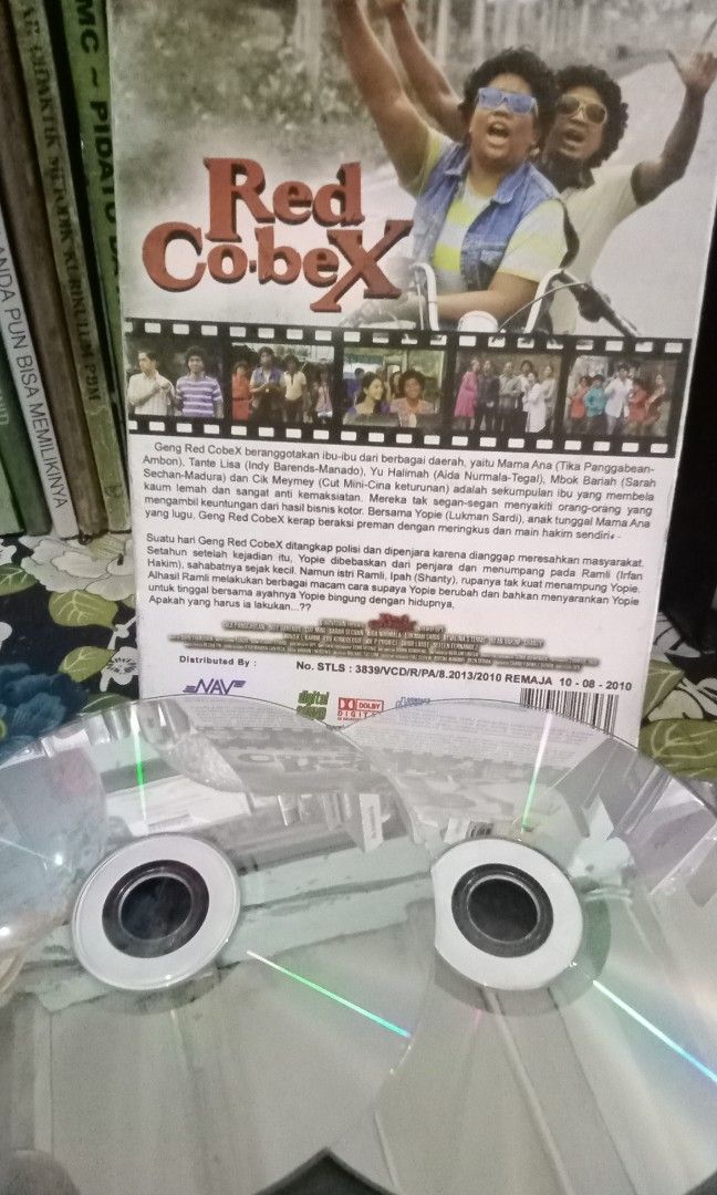 vcd moviE komedi Red CObeX, Musik & Media, CD, DVD & Lainnya di Carousell