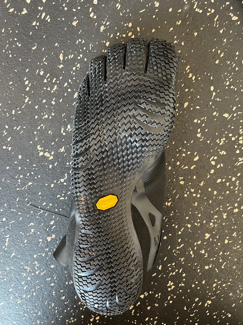 Vibram Five Fingers KSO EVO training shoe - all black, Men's Fashion, Footwear, Sneakers on ...